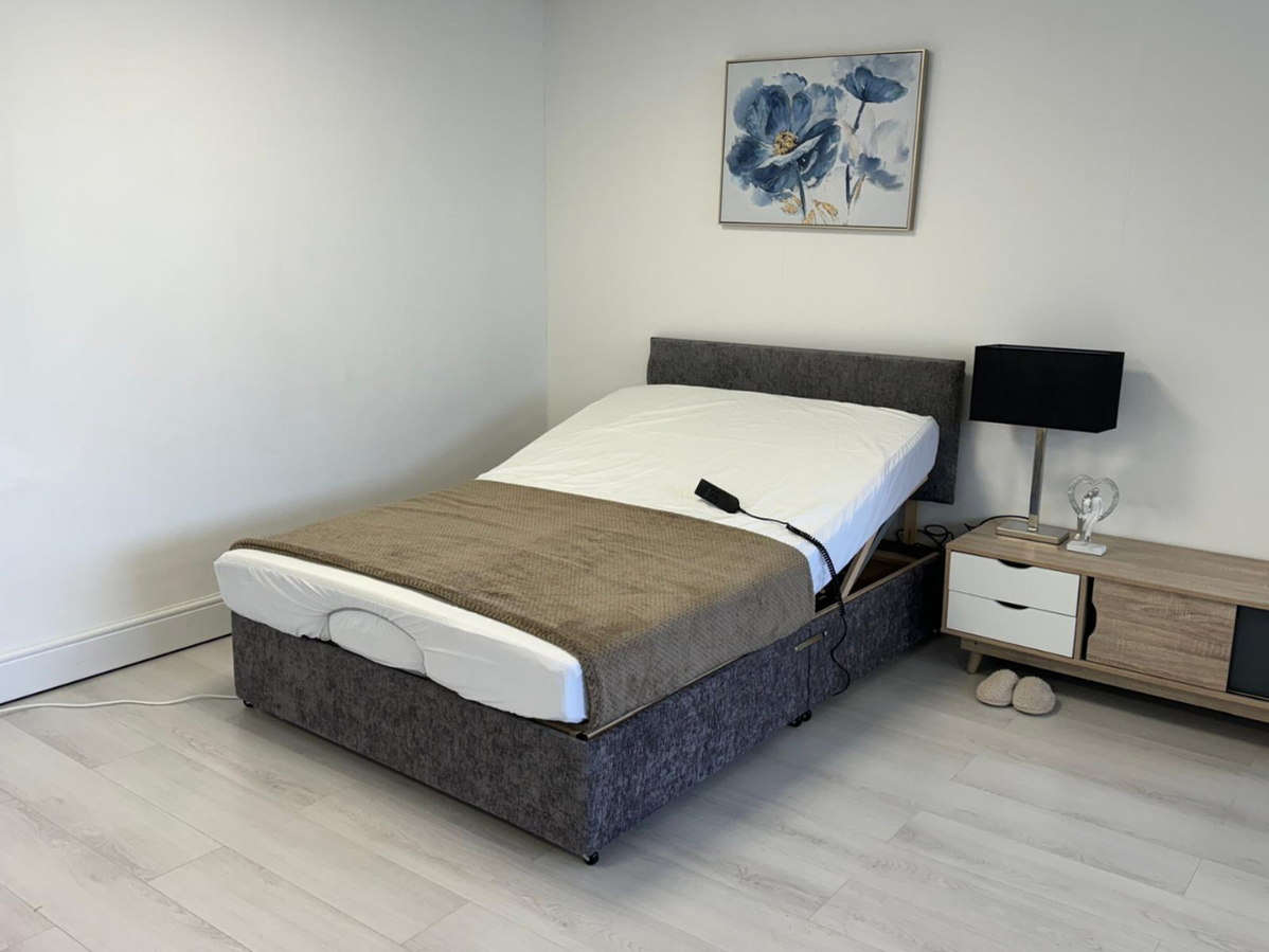 Buckingham Small Double Adjustable Bed Set | Sleepkings | Sleep Kings